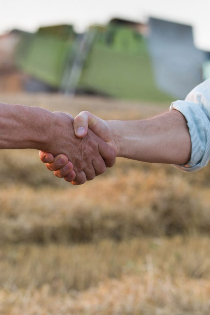 shutterstock_1052543660_landpacht-mobil | Rechtsanwalt Dr. Tobias Kumpf